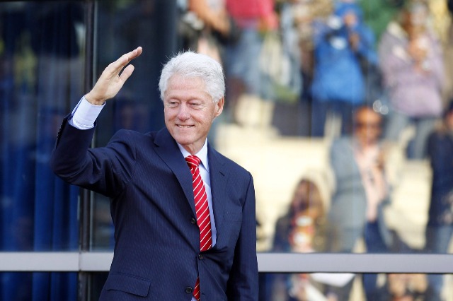 Bill Klinton viziton për herë të parë Shqipërinë, nga takimi me Ramën ... Bill Klinton viziton për herë të parë Shqipërinë, nga takimi me Ramën ...